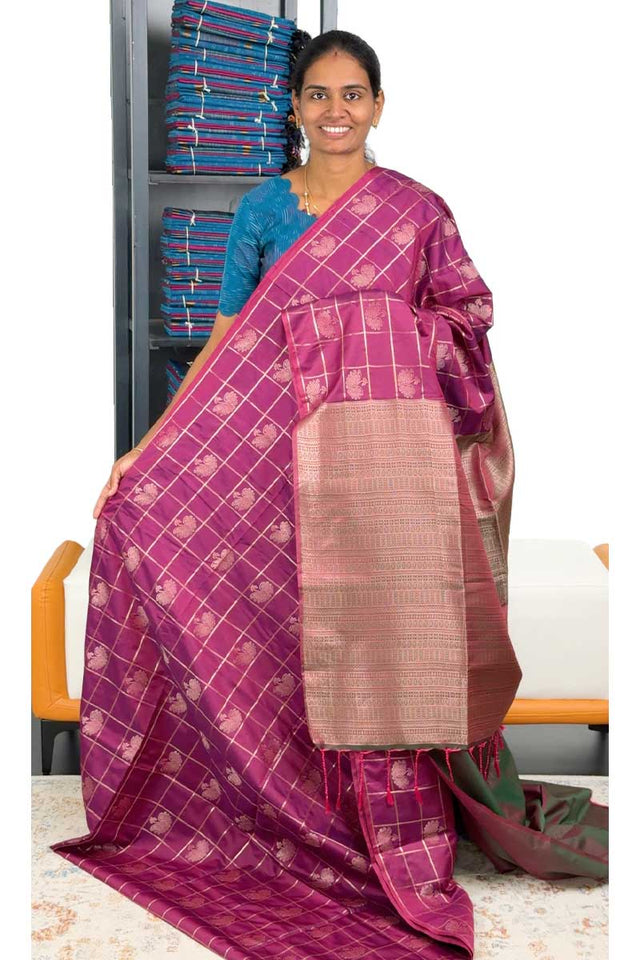 Borderless Soft Silk Saree With Chex | Orchid Purple + Wine – Menmai™